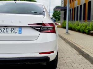 Balts Skoda SuperB 2021 Tauragė, ar dzinēja tilpumu 1.97 L un nobraukumu 187 tūkst. km par 14800 €, foto 14 vietnē AUTOMOTO.COM.LV