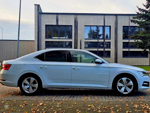 Balts Skoda SuperB 2022 Tauragė, ar dzinēja tilpumu 1.97 L un nobraukumu 183 tūkst. km par 14900 €, foto 8 vietnē AUTOMOTO.COM.LV