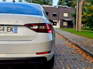 White Skoda SuperB 2022 in Taurage, with an engine capacity of 1.97 L and mileage of 183 thousand km for 14800 €, photo 13 on AUTOMOTO.COM.LV
