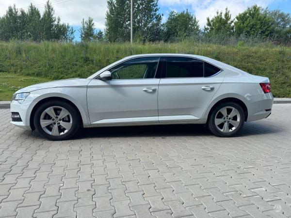 Balts Skoda SuperB 2022 Viļņa, ar dzinēja tilpumu 1.97 L un nobraukumu 256 tūkst. km par 13700 €, foto 2 vietnē AUTOMOTO.COM.LV