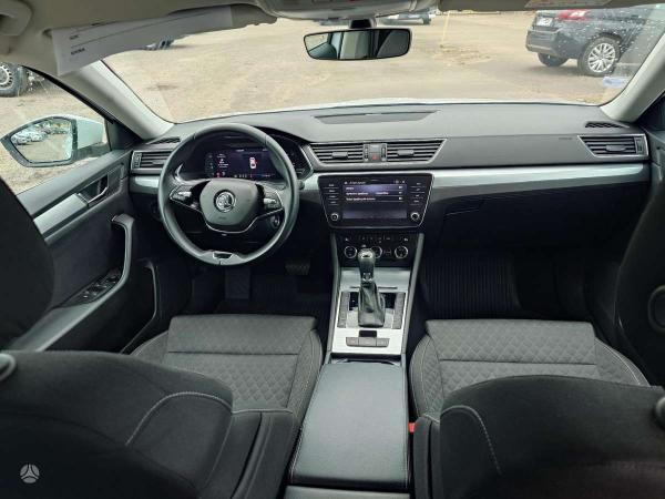 White Skoda SuperB 2023 in Taurage, with an engine capacity of 1.97 L and mileage of 251 thousand km for 14100 €, photo 10 on AUTOMOTO.COM.LV