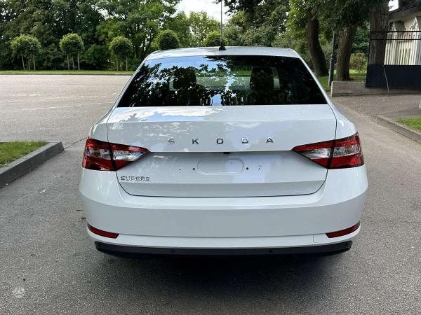 White Skoda SuperB 2024 in Taurage, with an engine capacity of 1.97 L and mileage of 16 thousand km for 19500 €, photo 5 on AUTOMOTO.COM.LV