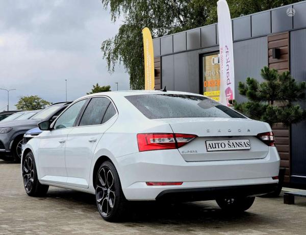 Balts Skoda SuperB 2024 Tauragė, ar dzinēja tilpumu 2.00 L un nobraukumu 21 tūkst. km par 22500 €, foto 7 vietnē AUTOMOTO.COM.LV