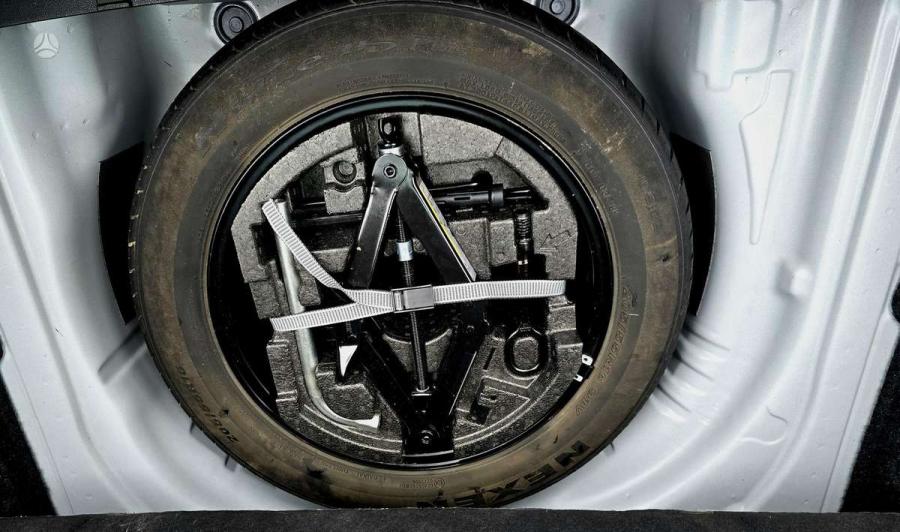 Balts Skoda SuperB 2024 Tauragė, ar dzinēja tilpumu 2.00 L un nobraukumu 21 tūkst. km par 22500 €, foto 32 vietnē AUTOMOTO.COM.LV