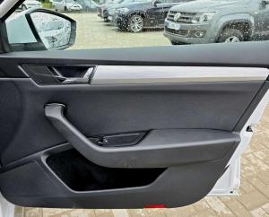 Balts Skoda SuperB 2024 Tauragė, ar dzinēja tilpumu 2.00 L un nobraukumu 21 tūkst. km par 22500 €, foto 34 vietnē AUTOMOTO.COM.LV