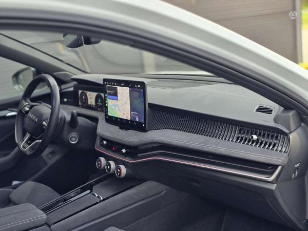 Balts Skoda SuperB 2025 Klaipėda, ar dzinēja tilpumu 1.97 L un nobraukumu 26 tūkst. km par 38800 €, foto 10 vietnē AUTOMOTO.COM.LV