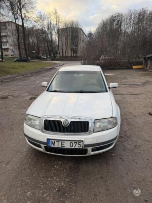White Skoda SuperB 2004 in Kaunas, with an engine capacity of 1.90 L and mileage of 395 thousand km for 599 €, photo 6 on AUTOMOTO.COM.LV