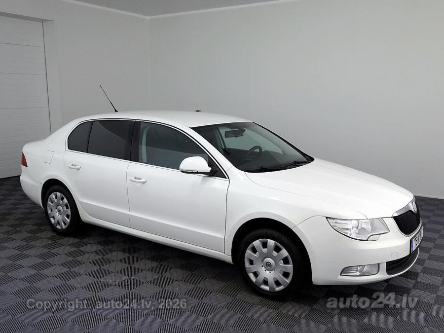 Balts Skoda SuperB 2008 Tallina, ar dzinēja tilpumu 1.80 L un nobraukumu 345 tūkst. km par 899 €, foto 1 vietnē AUTOMOTO.COM.LV