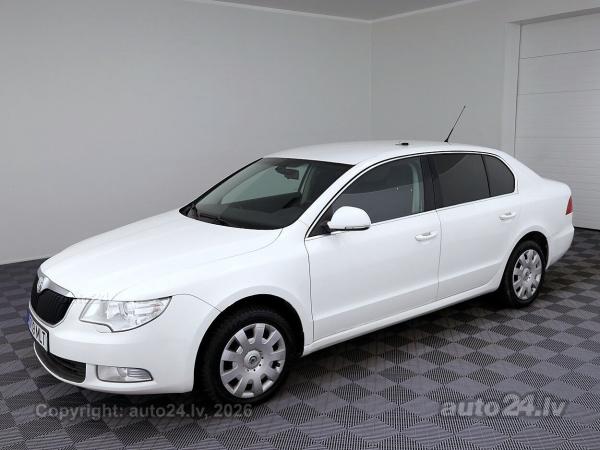 Balts Skoda SuperB 2008 Tallina, ar dzinēja tilpumu 1.80 L un nobraukumu 345 tūkst. km par 899 €, foto 2 vietnē AUTOMOTO.COM.LV
