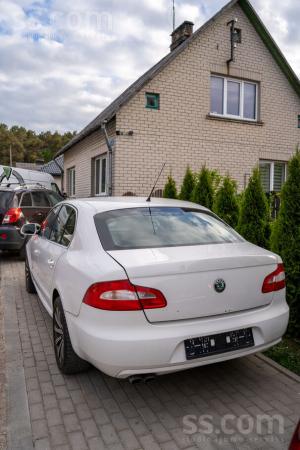 Balts Skoda SuperB 2008 Tukums, ar dzinēja tilpumu 1.80 L un nobraukumu 320 tūkst. km par 3600 €, foto 7 vietnē AUTOMOTO.COM.LV