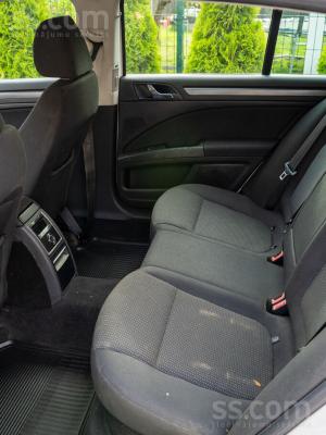 Balts Skoda SuperB 2008 Tukums, ar dzinēja tilpumu 1.80 L un nobraukumu 320 tūkst. km par 3600 €, foto 9 vietnē AUTOMOTO.COM.LV