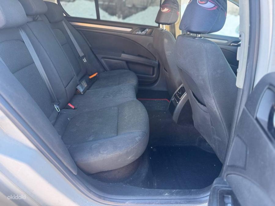 Balts Skoda SuperB 2008 Narva, ar dzinēja tilpumu 1.80 L un nobraukumu 258 tūkst. km par 2190 €, foto 16 vietnē AUTOMOTO.COM.LV