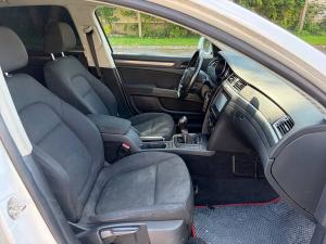 White Skoda SuperB 2008 in Narva, with an engine capacity of 1.80 L and mileage of 258 thousand km for 1990 €, photo 7 on AUTOMOTO.COM.LV