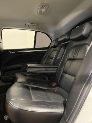 White Skoda SuperB 2008 in Klaipeda, with an engine capacity of 1.80 L and mileage of 171 thousand km for 4990 €, photo 24 on AUTOMOTO.COM.LV