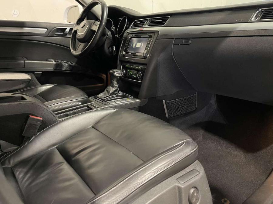 White Skoda SuperB 2008 in Klaipeda, with an engine capacity of 1.80 L and mileage of 171 thousand km for 4990 €, photo 30 on AUTOMOTO.COM.LV