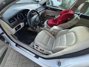 White Skoda SuperB 2009 in Vilnius, with an engine capacity of 2.00 L and mileage of 322 thousand km for 3990 €, photo 13 on AUTOMOTO.COM.LV