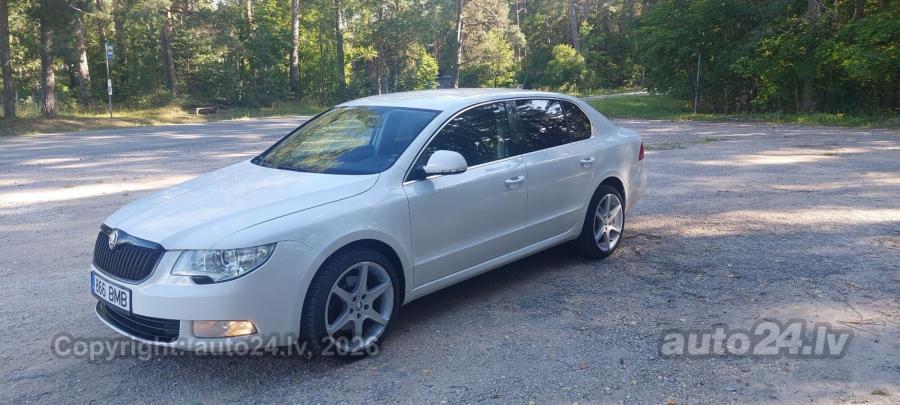 Balts Skoda SuperB 2009 Veru, ar dzinēja tilpumu 2.00 L un nobraukumu 412 tūkst. km par 3400 €, foto 1 vietnē AUTOMOTO.COM.LV