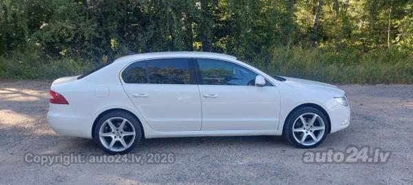 Balts Skoda SuperB 2009 Veru, ar dzinēja tilpumu 2.00 L un nobraukumu 412 tūkst. km par 3400 €, foto 5 vietnē AUTOMOTO.COM.LV