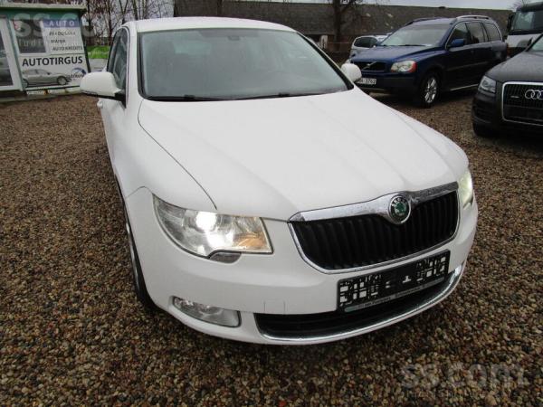 Balts Skoda SuperB 2010 Daugavpils, ar dzinēja tilpumu 1.80 L un nobraukumu 204 tūkst. km par 5950 €, foto 8 vietnē AUTOMOTO.COM.LV