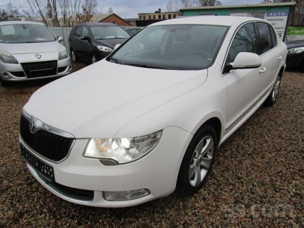 Balts Skoda SuperB 2010 Daugavpils, ar dzinēja tilpumu 1.80 L un nobraukumu 204 tūkst. km par 5950 €, foto 9 vietnē AUTOMOTO.COM.LV