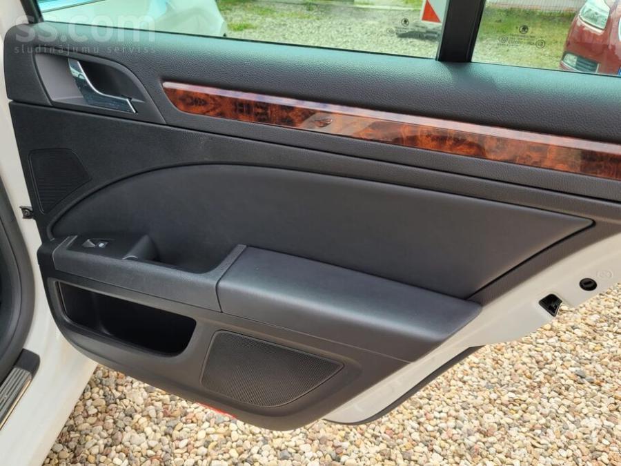 Balts Skoda SuperB 2010 Daugavpils, ar dzinēja tilpumu 1.80 L un nobraukumu 204 tūkst. km par 4990 €, foto 19 vietnē AUTOMOTO.COM.LV