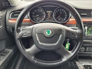 Balts Skoda SuperB 2010 Daugavpils, ar dzinēja tilpumu 1.80 L un nobraukumu 204 tūkst. km par 4990 €, foto 24 vietnē AUTOMOTO.COM.LV