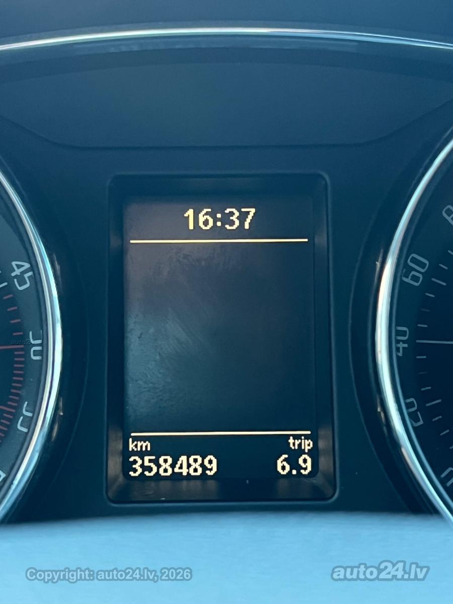 Белый Шкода Суперб 2010 в Нарва, объемом двигателя 1.90 л и пробегом 326 тыс. км за 2999 €, фото 31 на AUTOMOTO.COM.LV