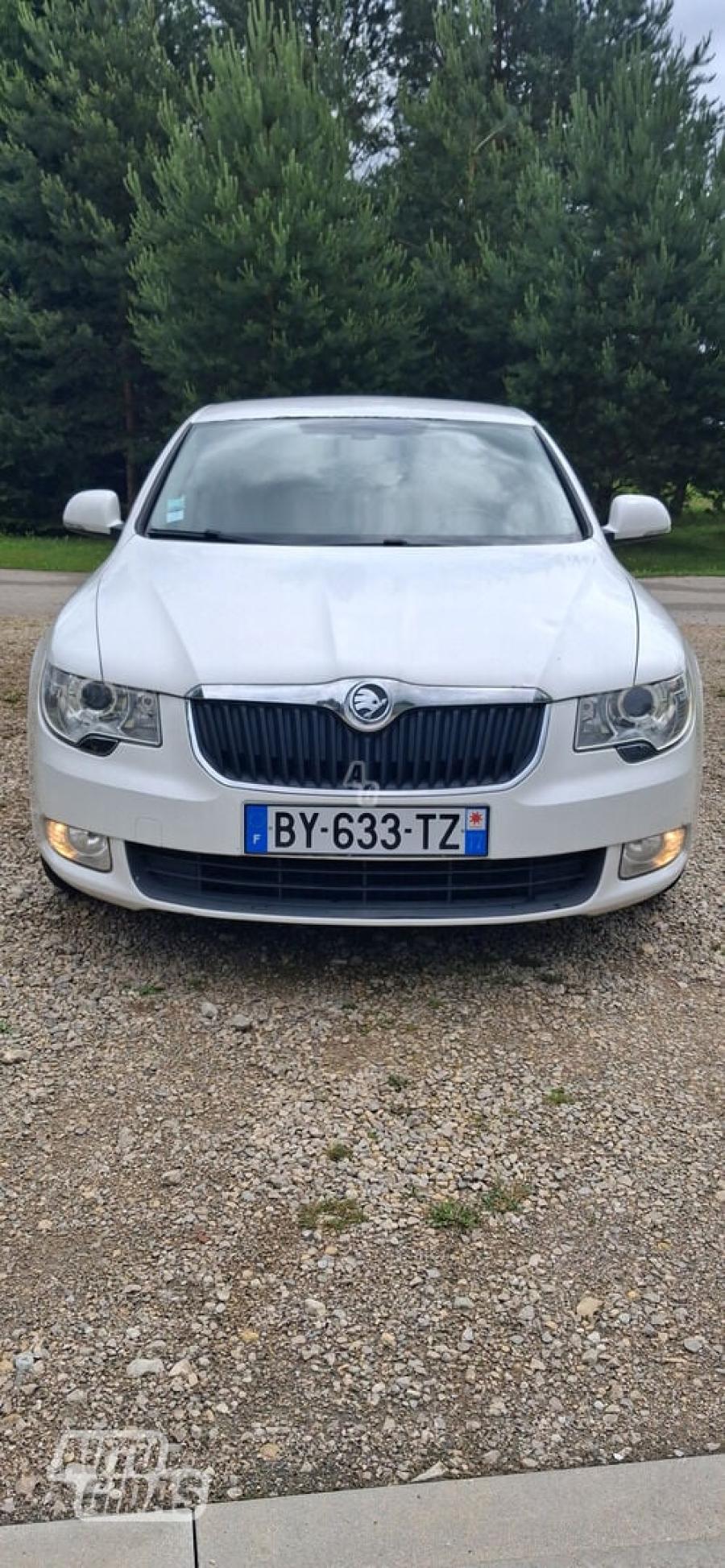 Balts Skoda SuperB 2011 Pasvalys, ar dzinēja tilpumu 1.60 L un nobraukumu 190 tūkst. km par 3999 €, foto 6 vietnē AUTOMOTO.COM.LV