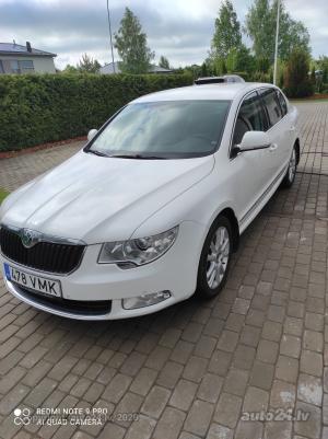 White Skoda SuperB 2012 in Tallinn, with an engine capacity of 3.60 L and mileage of 219 thousand km for 5000 €, photo  on AUTOMOTO.COM.LV