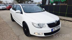 Balts Skoda SuperB 2012 Rīga, ar dzinēja tilpumu 2.00 L un nobraukumu 389 tūkst. km par 3900 €, foto 4 vietnē AUTOMOTO.COM.LV