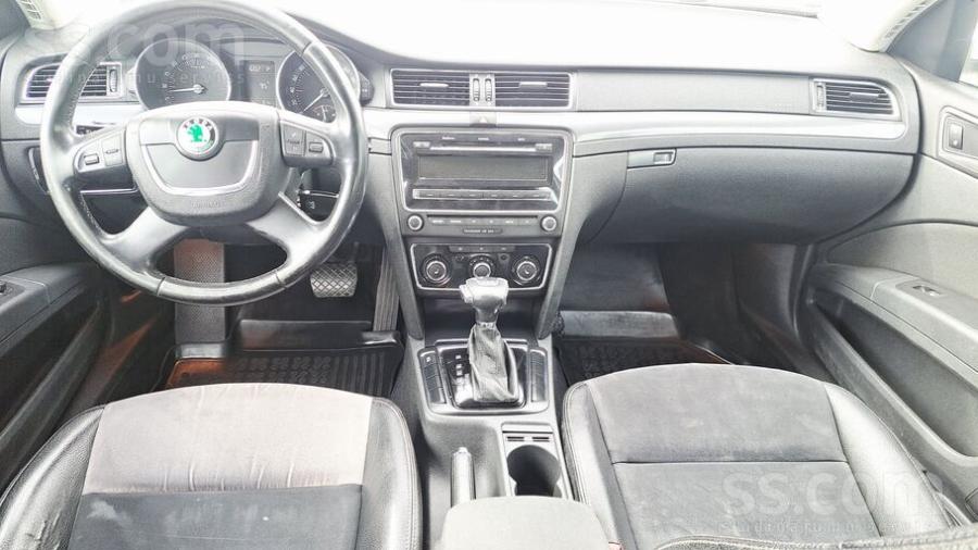 Balts Skoda SuperB 2012 Rīga, ar dzinēja tilpumu 2.00 L un nobraukumu 389 tūkst. km par 3900 €, foto 8 vietnē AUTOMOTO.COM.LV