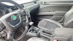 Balts Skoda SuperB 2012 Rīga, ar dzinēja tilpumu 2.00 L un nobraukumu 389 tūkst. km par 3900 €, foto 13 vietnē AUTOMOTO.COM.LV