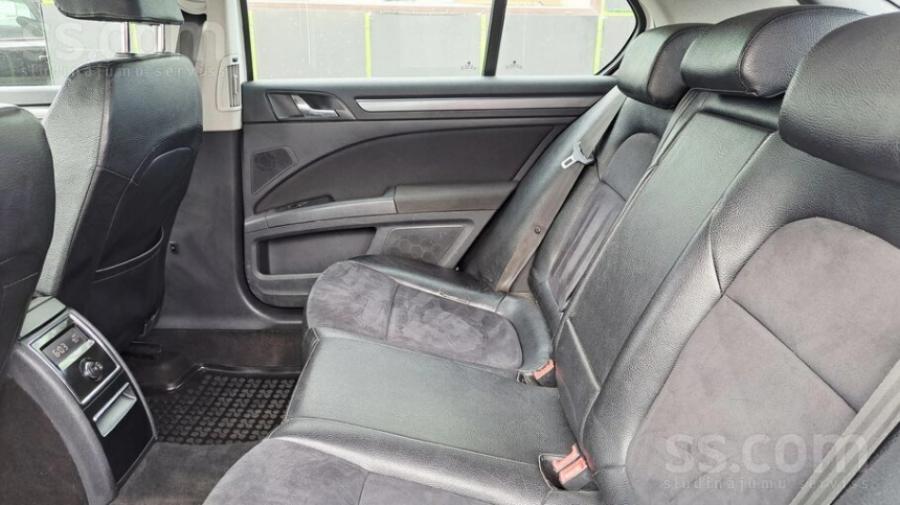 Белый Шкода Суперб 2012 в Рига, объемом двигателя 2.00 л и пробегом 389 тыс. км за 3900 €, фото 14 на AUTOMOTO.COM.LV