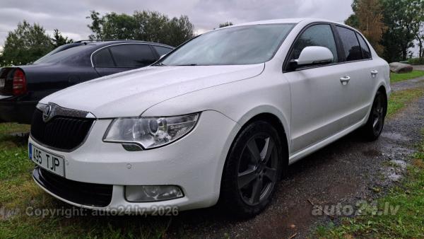 Balts Skoda SuperB 2012 Tallina, ar dzinēja tilpumu 2.00 L un nobraukumu 0 tūkst. km par 2000 €, foto 1 vietnē AUTOMOTO.COM.LV