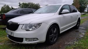 Balts Skoda SuperB 2012 Tallina, ar dzinēja tilpumu 2.00 L un nobraukumu 0 tūkst. km par 2000 €, foto  vietnē AUTOMOTO.COM.LV