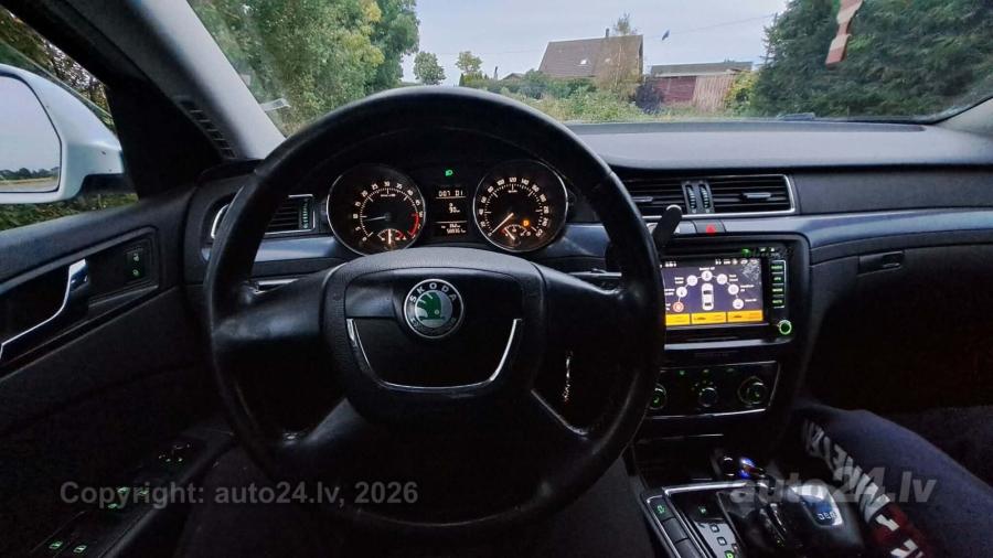 Balts Skoda SuperB 2012 Tallina, ar dzinēja tilpumu 2.00 L un nobraukumu 0 tūkst. km par 2000 €, foto 9 vietnē AUTOMOTO.COM.LV