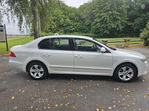Balts Skoda SuperB 2013 Tauragė, ar dzinēja tilpumu 1.60 L un nobraukumu 282 tūkst. km par 3900 €, foto 7 vietnē AUTOMOTO.COM.LV