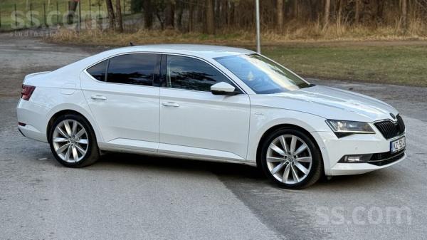 Balts Skoda SuperB 2015 Jūrmala, ar dzinēja tilpumu 2.00 L un nobraukumu 0 tūkst. km par 11950 €, foto 10 vietnē AUTOMOTO.COM.LV