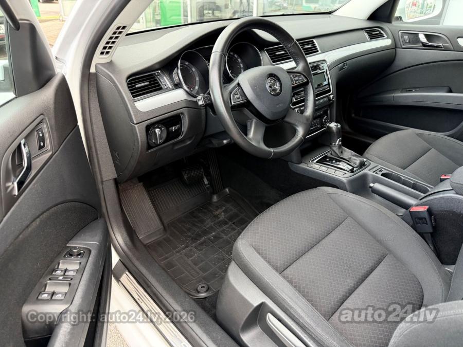 Balts Skoda SuperB 2015 Tallina, ar dzinēja tilpumu 1.80 L un nobraukumu 199 tūkst. km par 5900 €, foto 8 vietnē AUTOMOTO.COM.LV
