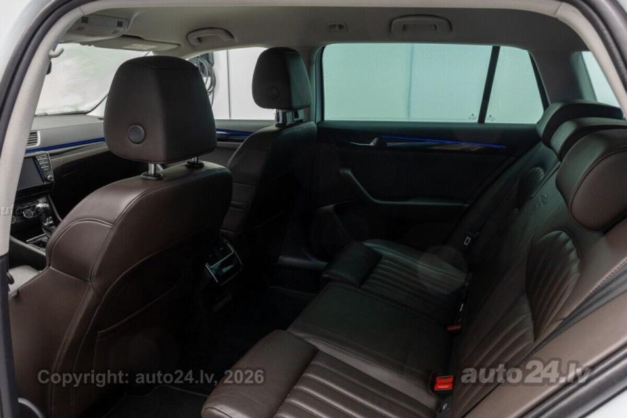 White Skoda SuperB 2016 in Johvi, with an engine capacity of 2.00 L and mileage of 250 thousand km for 10300 €, photo 16 on AUTOMOTO.COM.LV