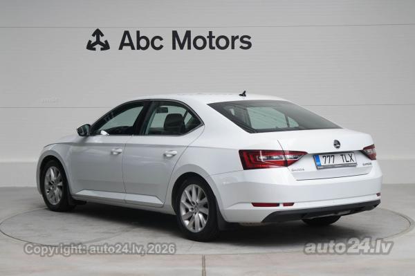 White Skoda SuperB 2016 in Tallinn, with an engine capacity of 1.40 L and mileage of 244 thousand km for 8990 €, photo 6 on AUTOMOTO.COM.LV