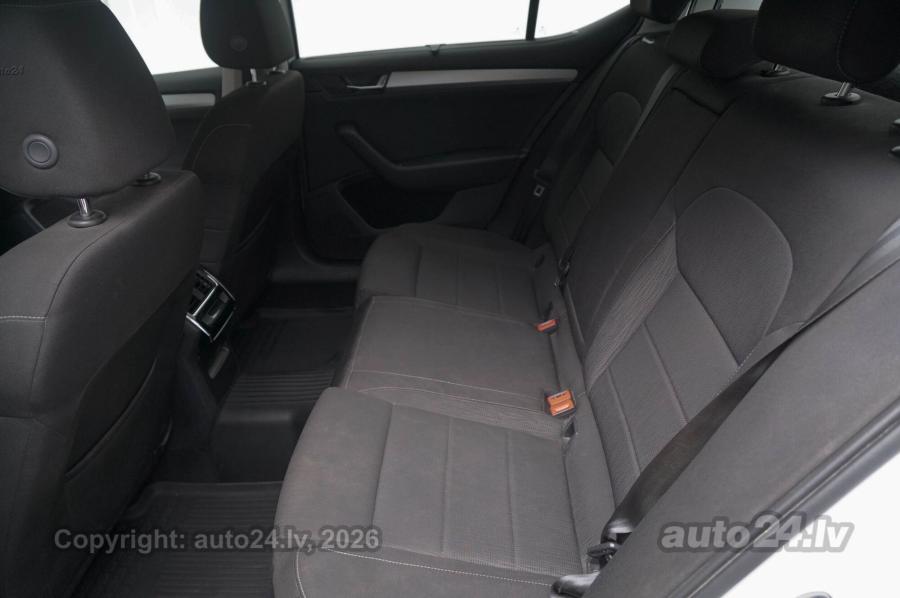 Balts Skoda SuperB 2016 Tallina, ar dzinēja tilpumu 1.40 L un nobraukumu 244 tūkst. km par 8990 €, foto 11 vietnē AUTOMOTO.COM.LV