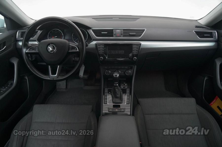 White Skoda SuperB 2016 in Tallinn, with an engine capacity of 1.40 L and mileage of 246 thousand km for 7990 €, photo 9 on AUTOMOTO.COM.LV