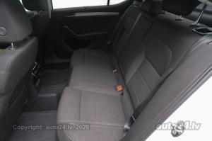 White Skoda SuperB 2016 in Tallinn, with an engine capacity of 1.40 L and mileage of 246 thousand km for 7990 €, photo 11 on AUTOMOTO.COM.LV