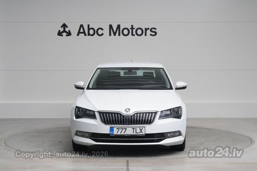 Balts Skoda SuperB 2016 Tallina, ar dzinēja tilpumu 1.40 L un nobraukumu 246 tūkst. km par 7990 €, foto 3 vietnē AUTOMOTO.COM.LV