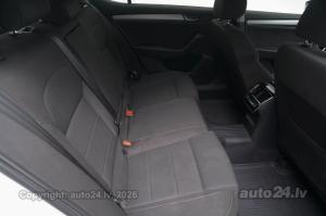 Balts Skoda SuperB 2016 Tallina, ar dzinēja tilpumu 1.40 L un nobraukumu 246 tūkst. km par 7990 €, foto 14 vietnē AUTOMOTO.COM.LV