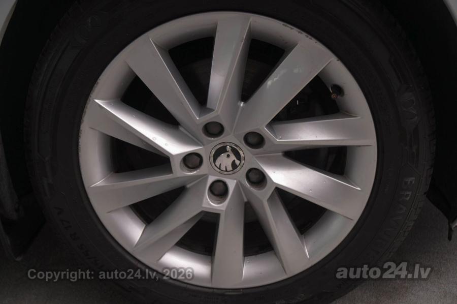 Balts Skoda SuperB 2016 Tallina, ar dzinēja tilpumu 1.40 L un nobraukumu 246 tūkst. km par 7990 €, foto 15 vietnē AUTOMOTO.COM.LV