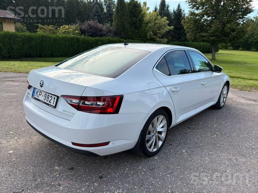 Balts Skoda SuperB 2016 Limbaži, ar dzinēja tilpumu 2.00 L un nobraukumu 235 tūkst. km par 10990 €, foto 9 vietnē AUTOMOTO.COM.LV