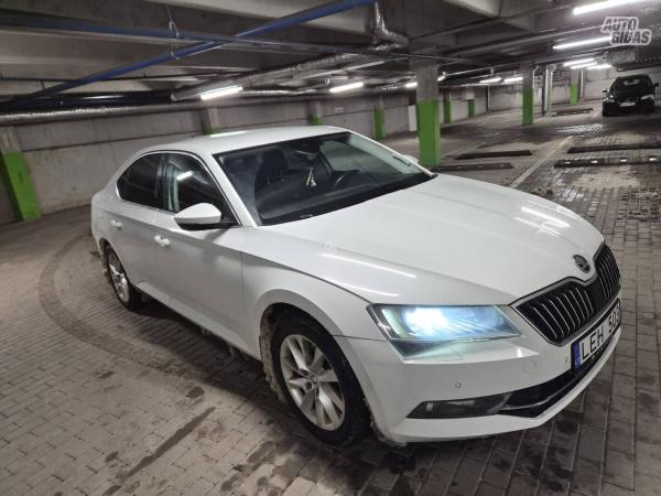 Balts Skoda SuperB 2017 Viļņa, ar dzinēja tilpumu 2.00 L un nobraukumu 291 tūkst. km par 11300 €, foto 1 vietnē AUTOMOTO.COM.LV