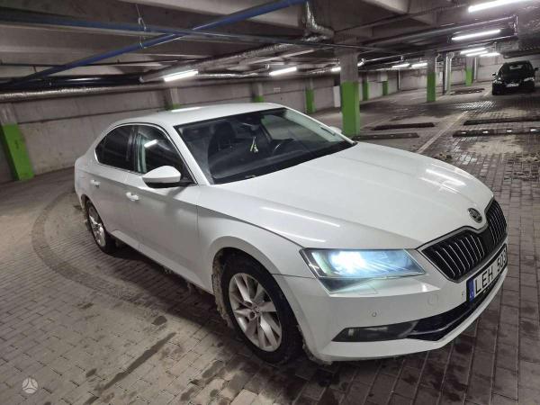 White Skoda SuperB 2017 in Vilnius, with an engine capacity of 2.00 L and mileage of 291 thousand km for 11300 €, photo 1 on AUTOMOTO.COM.LV